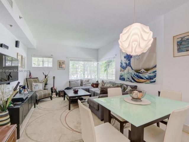 1300 Pennsylvania Ave #201 Miami Beach, FL 33139