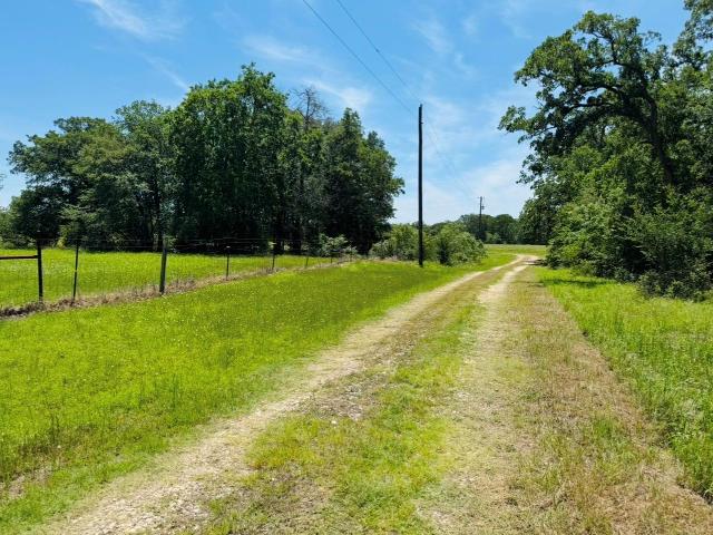 1300 Private Road 7037