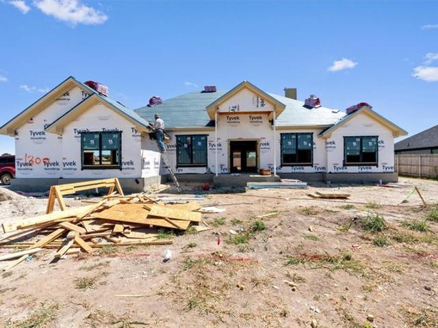 1300 Promised Land, Hewitt, TX 76643