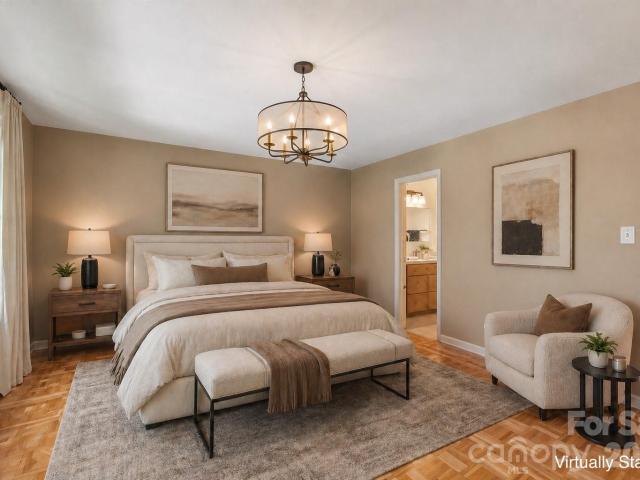 1300 Queens Road # 402