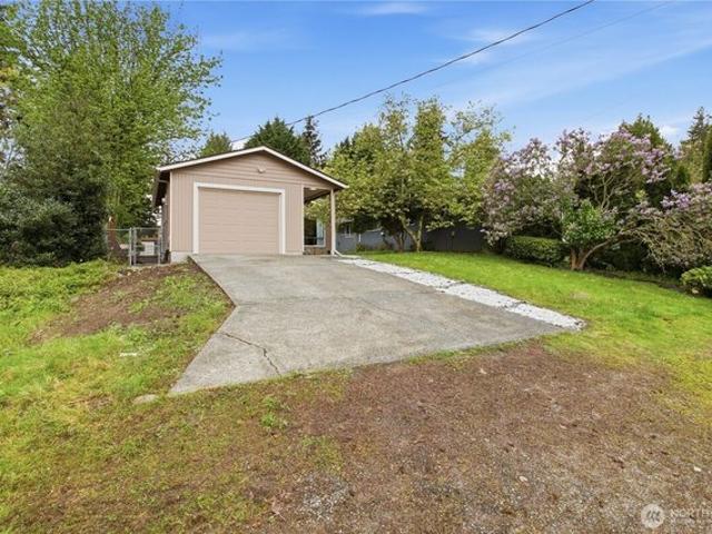 1300 st Ave NE, Seattle, WA 98125
