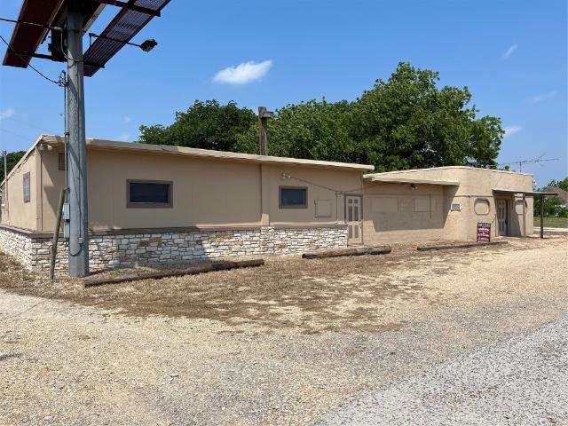 1300 State Highway 95, Taylor, TX 76574 | MLS #1920 | Compass
