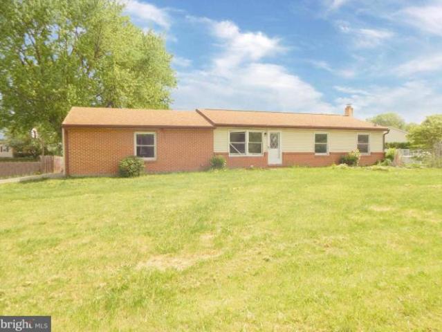 1300 Steven's Ln, Lebanon, PA 17042