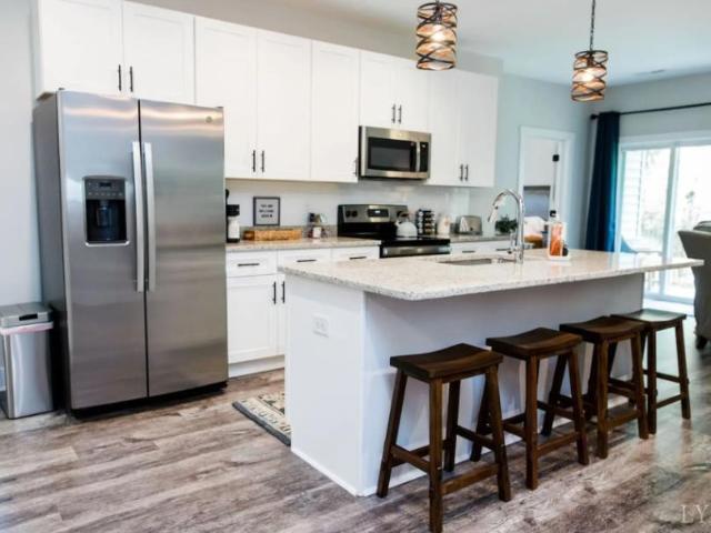1300 Stoney Ridge Boulevard # 101