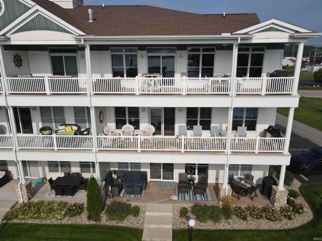 1300 S Harkless Drive