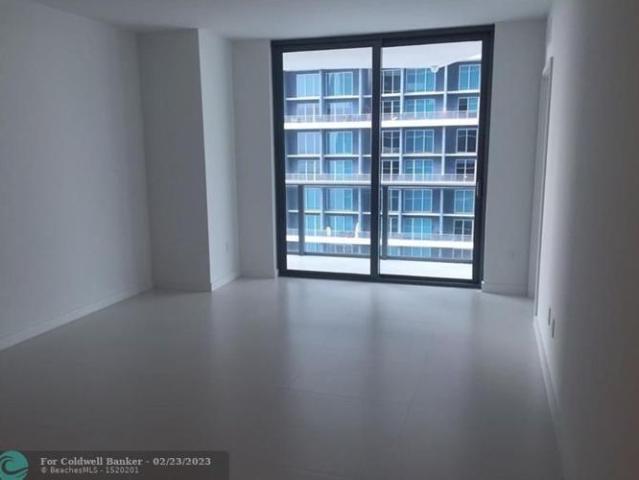 1300 S Miami Ave #3208, Miami, FL 33130