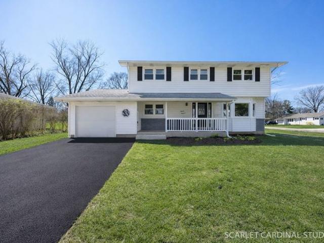1300 S Wayside Dr, Villa Park, IL 60181
