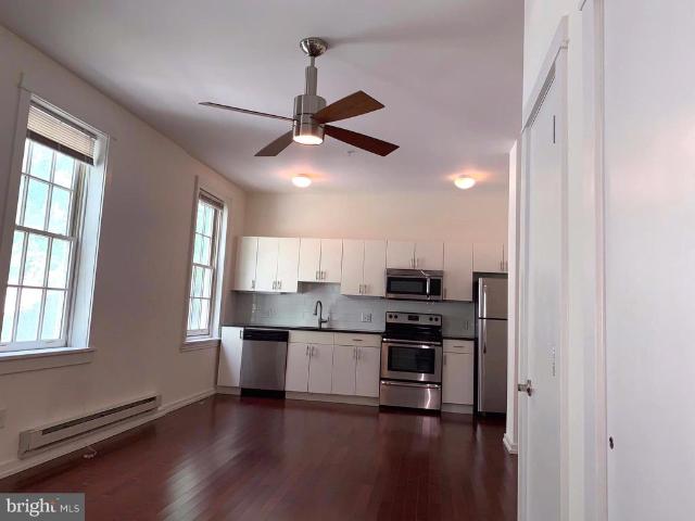 1300 Spruce Street # 2B