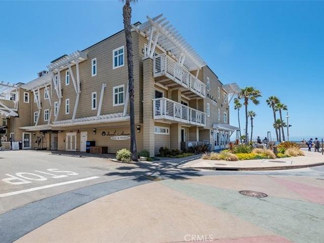 1300 The Strand Unit 201, Hermosa Beach, CA 90254