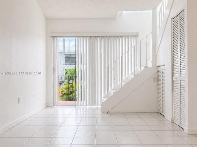 1300 W 47th Pl, Unit 218A, Hialeah, FL 33012 | MLS #A12009