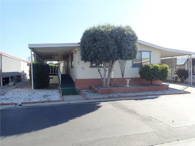 1300 W Menlo