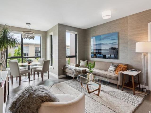 1300 22nd St #306, San Francisco, CA 94107