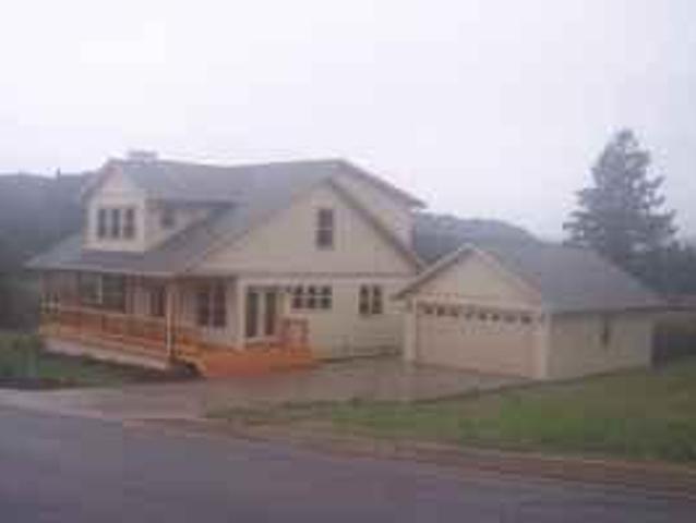 $1300 / 3br Beautiful New House in Historic Umpqua Wine Country! Elkton map