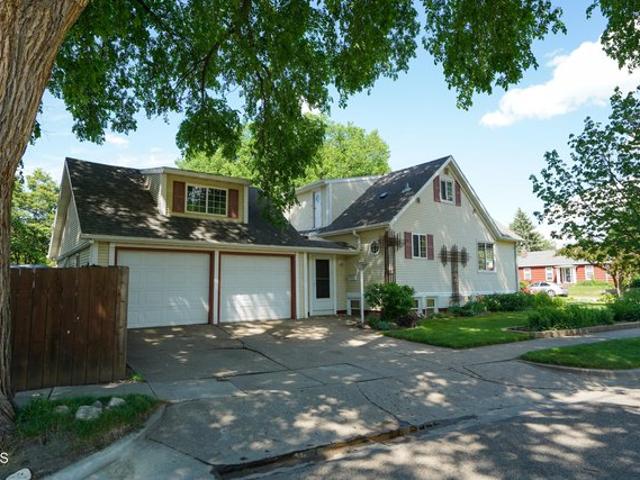 1300 3rd St N, Bismarck, ND 58501