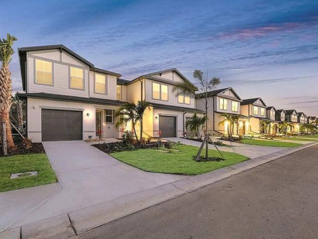 1300 49th St E, Palmetto, FL 34221