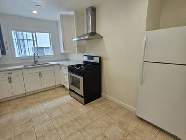 13011 Venice Blvd, Los Angeles, CA 90066