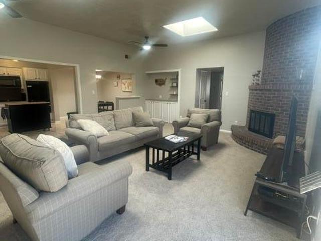 13012 Alice Avenue NE