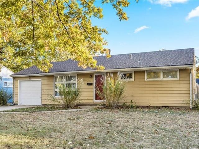 13017 W 92nd St, Lenexa, KS 66215