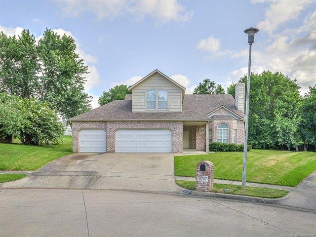 13017 E 93rd Ct N, Owasso, OK 74055