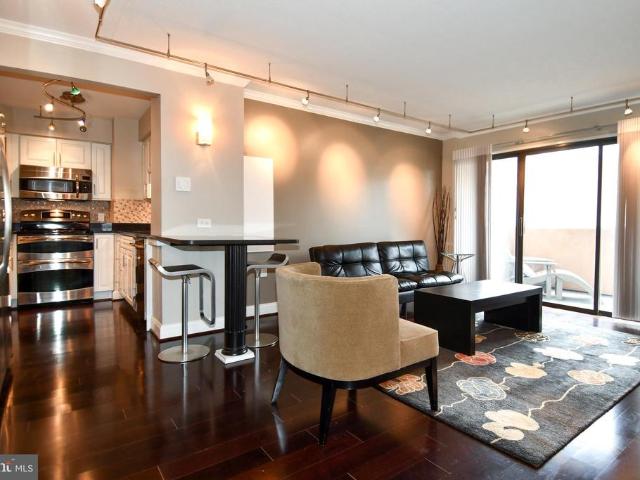 1301 N Courthouse Road # 1005