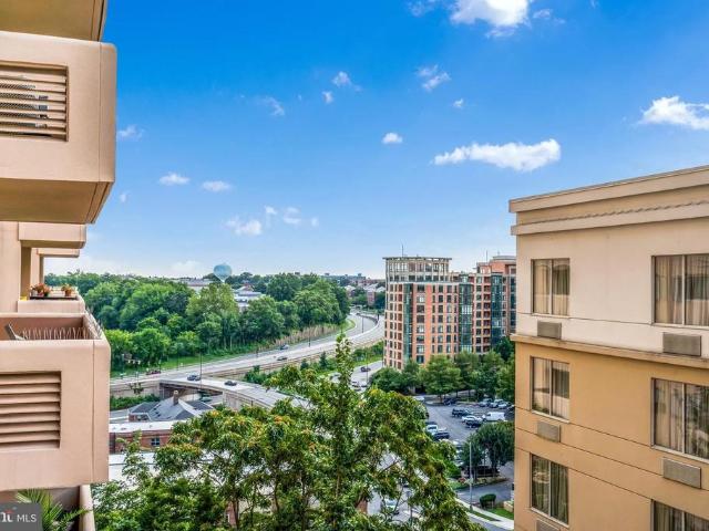 1301 N Courthouse Road # 1007