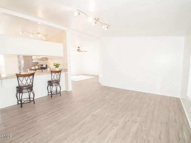 1301 n saddleback circle