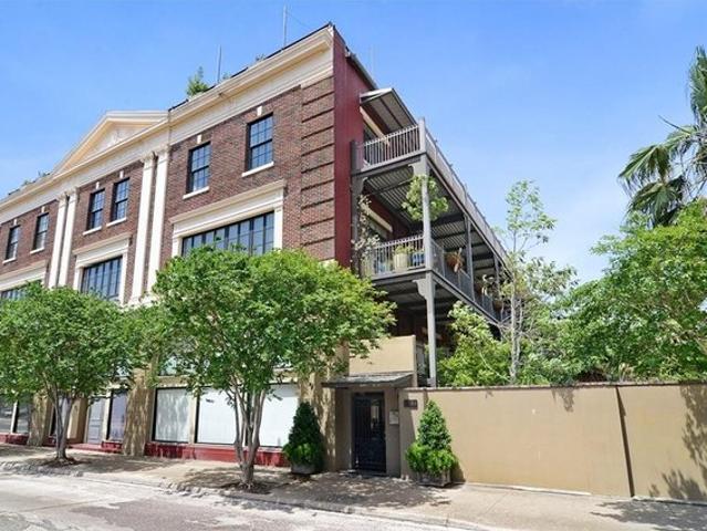 1301 N Rampart St Apt 207, New Orleans, LA 70116