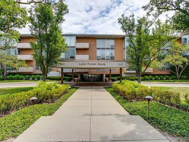 1301 N Western Ave Unit 235, Lake Forest, IL 60045