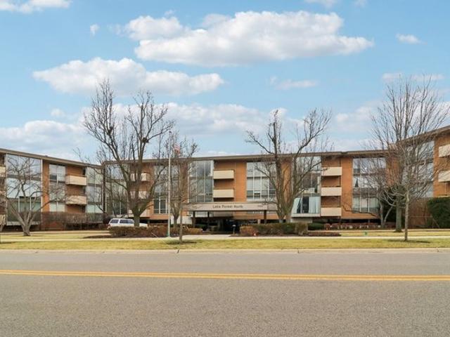 1301 N Western Ave Unit 307, Lake Forest, IL 60045