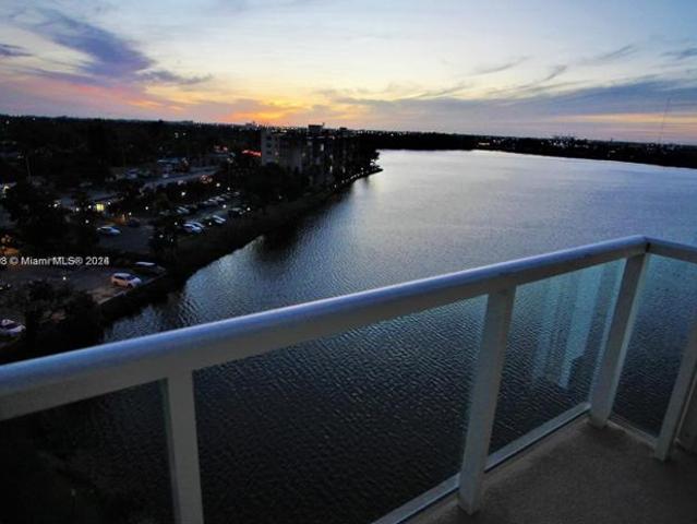 1301 NE Miami Gardens Dr #903W, Miami, FL 33179