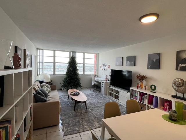1301 NE Miami Gardens Dr, Unit 514W, Miami, FL 33179 | MLS #B26010
