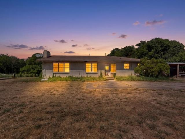 1301 Ballard Rd, Seagoville, TX 75159