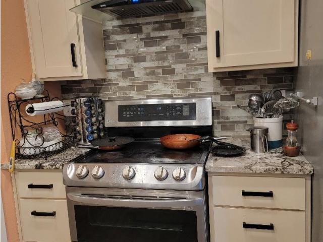 1301 bramblewood ln