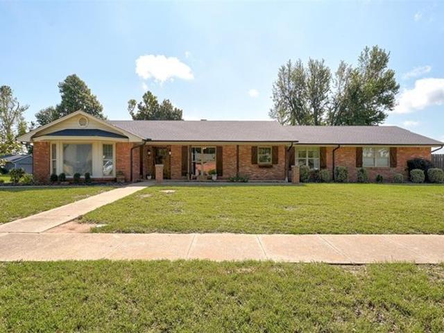 1301 Brookhaven Blvd, Norman, OK 73072