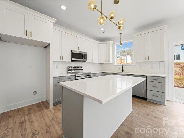 1301 Center Street