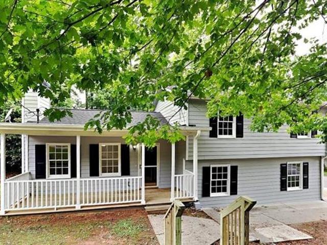 1301 Daniel Ln, Lawrenceville, GA 30046