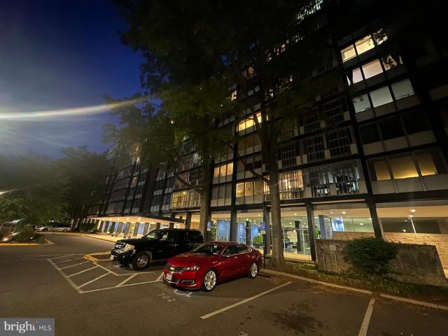 1301 Delaware Ave SW, Unit N602, Washington, DC 20024 | MLS #DCDC2233 | Compass
