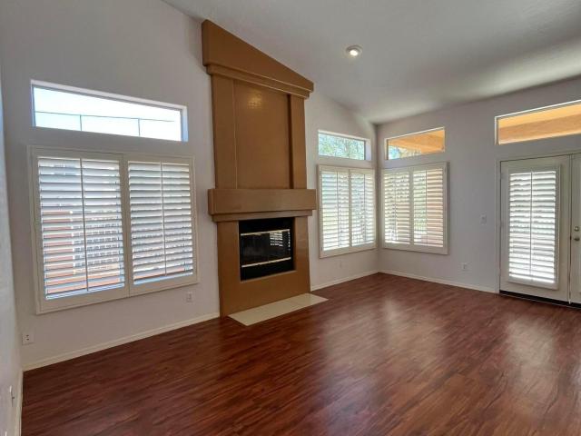 1301 E Briarwood Terrace