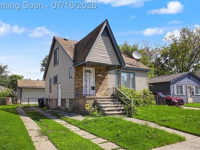 1301 E Muir Ave, Hazel Park, MI 48030