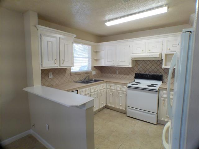 1301 Glenmore Drive