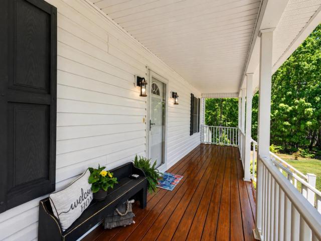 1301 Hummingbird Lane