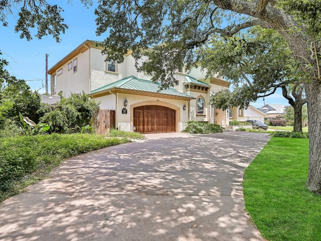 1301 Harbor View Drive