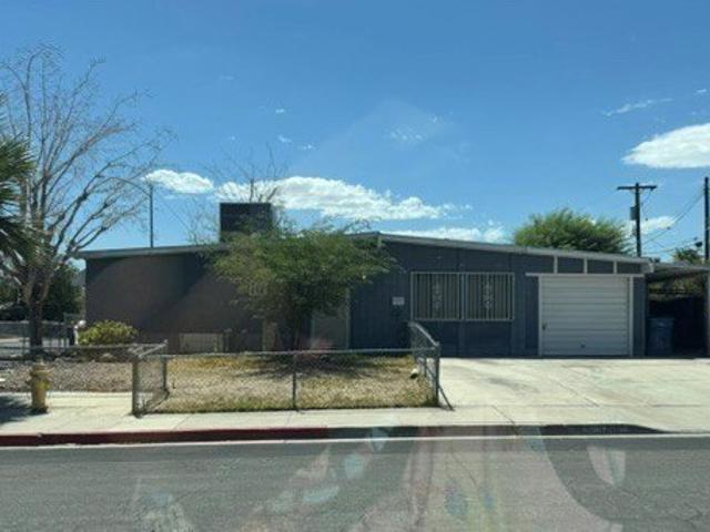 1301 Harriet St, Las Vegas, NV 89101