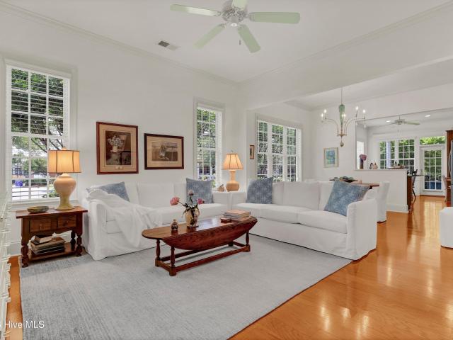 1301 Kingfisher Court