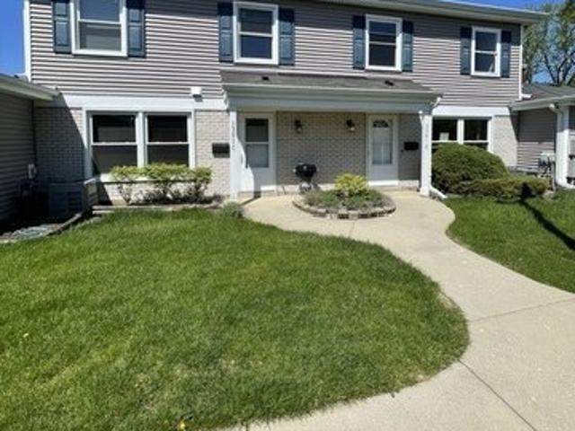 1301 Kingsbury Dr Unit B, Hanover Park, IL 60133