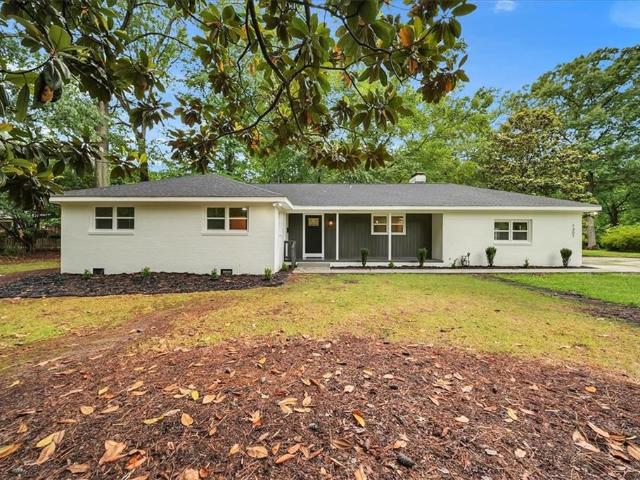 1301 Lakeside RD