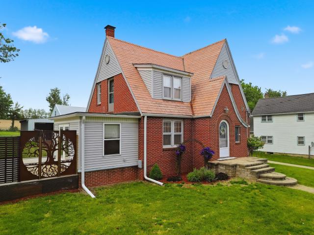 1301 Long Street