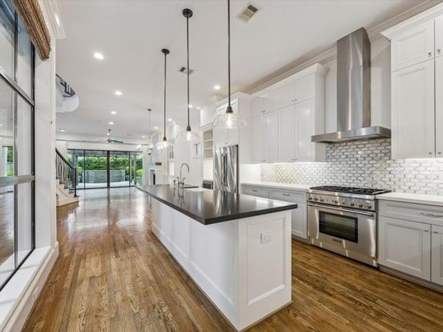1301 Peden St, Houston, TX 77006