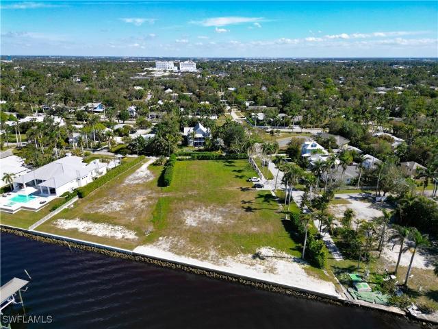 1301 Poinciana Ave, Fort Myers, FL 33901 | MLS #225018