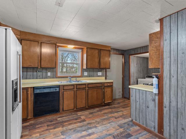 1301 Regent Street, Niles, MI 49120 | MLS #26015 | Compass